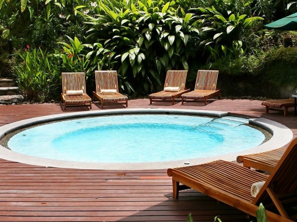 Whirlpool im Garten – 100 fantastische Modelle!