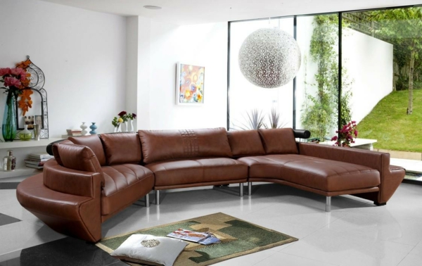 Ledersofa-Guide: So erkennst du echte Qualität (und lässt Blender links ...