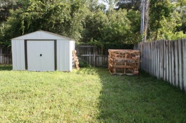 Komposter selber bauen – Anleitung in einfachen Schritten