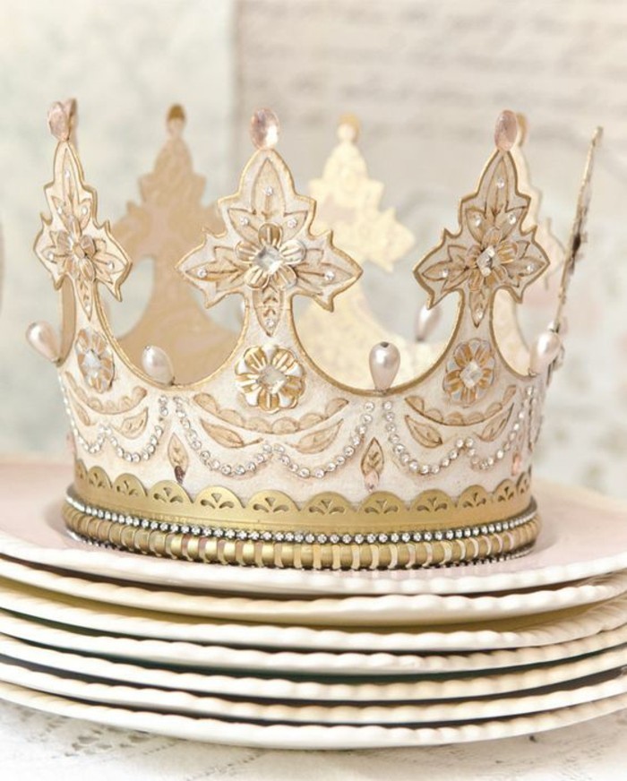 Senior Crown Template