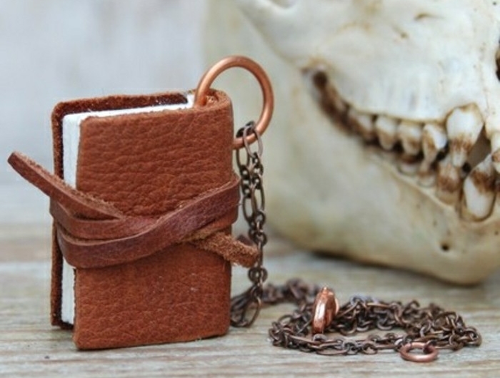 Dein erstes Mini-Buch von Hand binden: Der ultimative Guide für Anfänger