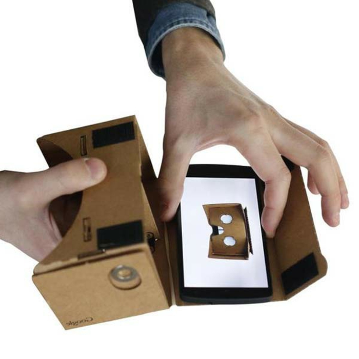 Deine eigene VR-Brille für unter 20 Euro? So baust du sie selbst!