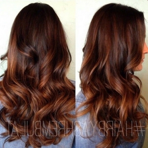 Rotbraune Haare – eine aufregende Farbentransformation