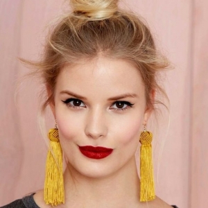 Viele Ideen und Anleitungen für Frisur: Messy Dutt