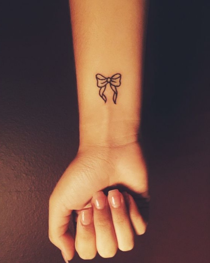 Der Charme des kleinen Tattoos in 100 Fotos, die Sie faszinieren