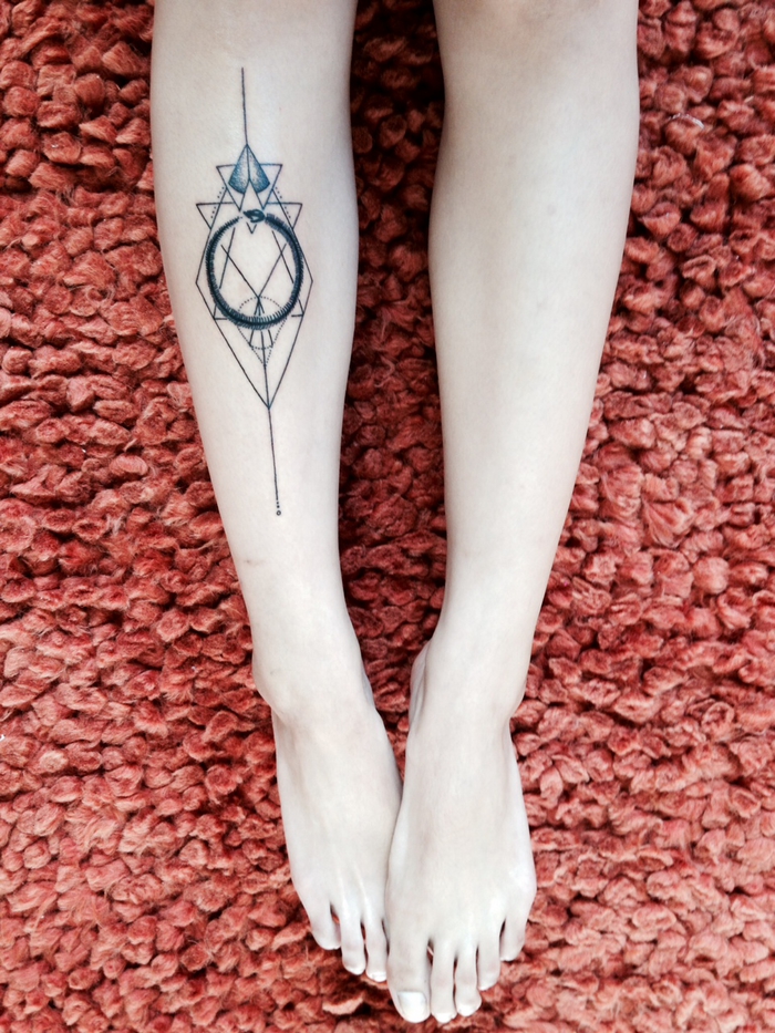 Geometrische Tattoos Frauen