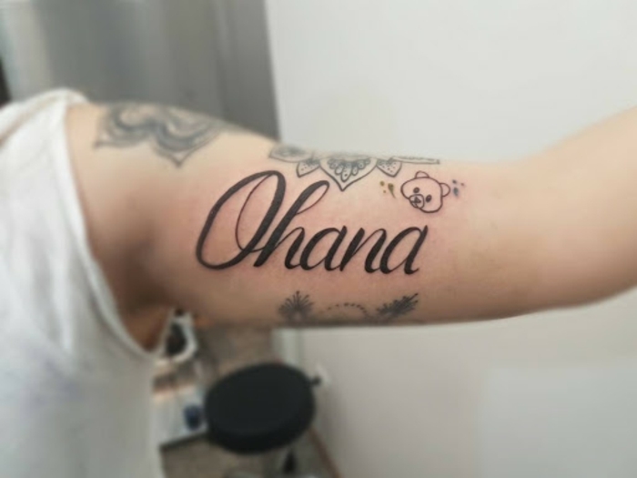 Verwunderlich Ohana Schriftzug Tattoo Fotos