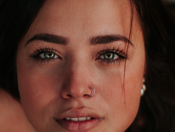 Nostril-Piercing: Alles, was du WIRKLICH wissen musst, bevor du ins ...