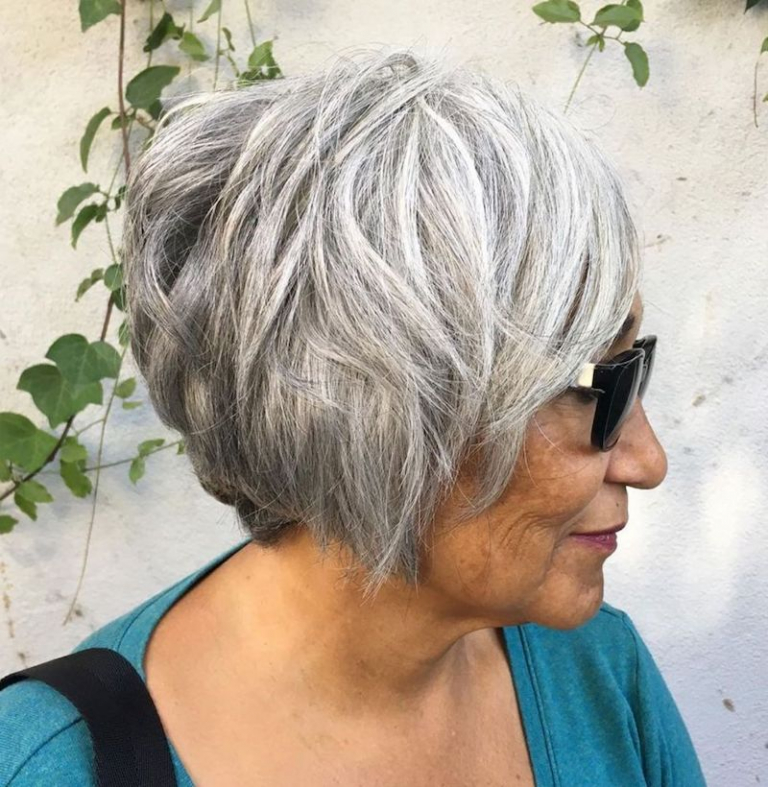 Gestufter Bob Bob Frech Bob Frisuren Graue Haare