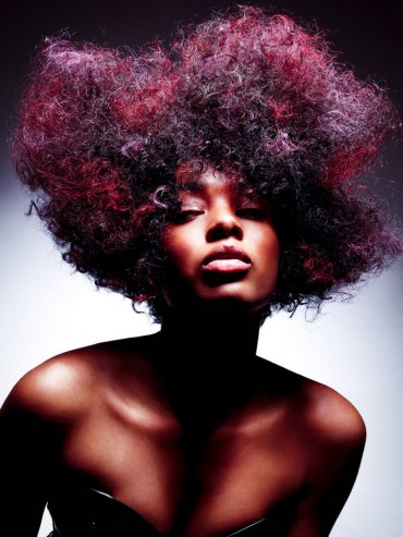 Afro Locken: Frisuren und kompromisslose Stylings, die rocken und ...
